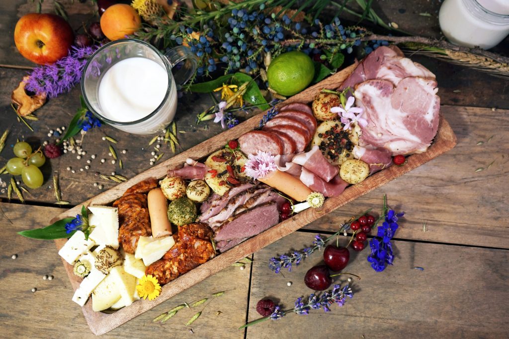 MEZELURI – Gourmeticus Academicum